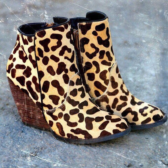 Very Volitile | Shoes | New Leopard Print Booties | Poshmark